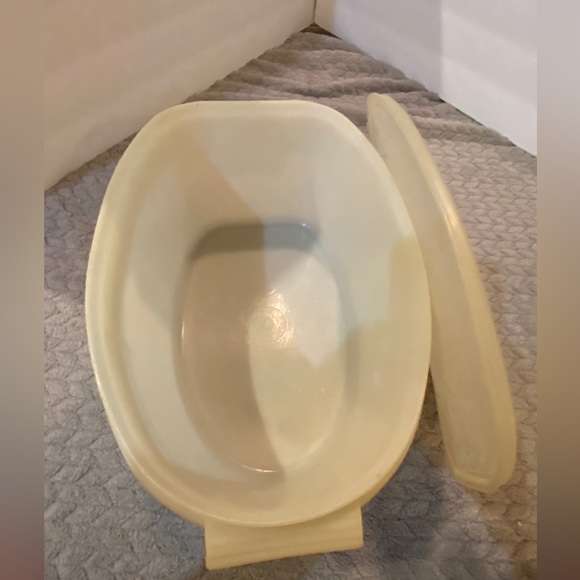 Tupperware | Kitchen | Vintage Tupperware Roast Flavor Saver Opaque ...